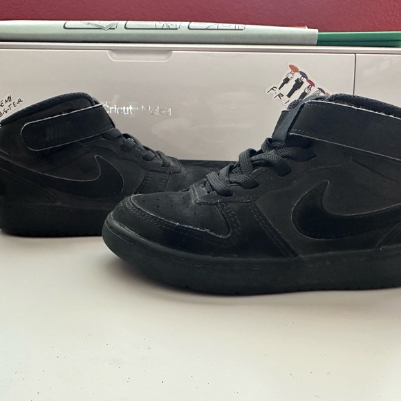Nike | Shoes | Boys High Top Nike 9c | Poshmark